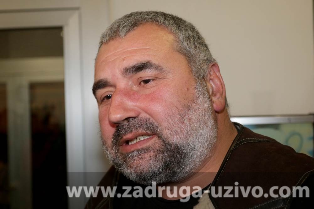 Miroslav Miki Đuričić dobio ćerku, pa se oglasio na društvenim mrežama - Zadruga Uživo Elita ...
