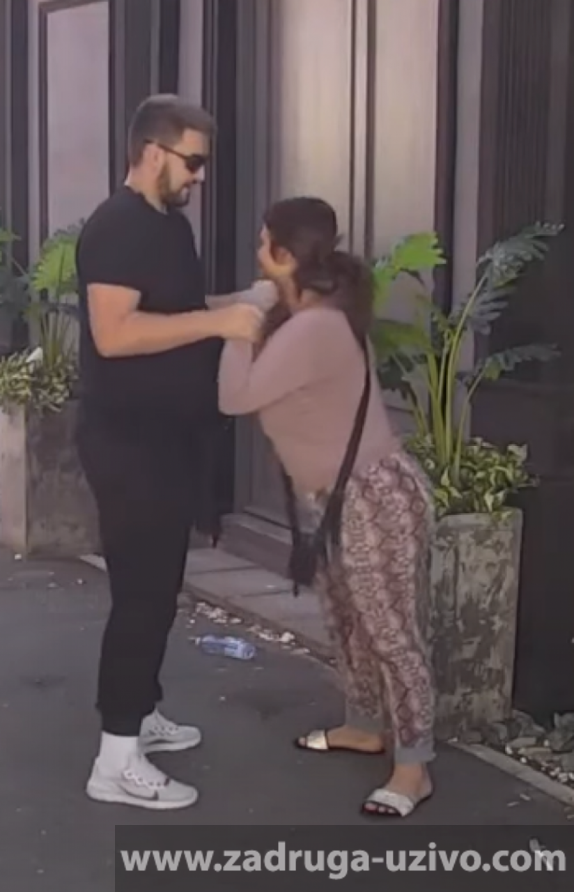 Miljana Kulić jurila po imanju rijalitija Zolu da bi pokazala deo njegovog tela! (SNIMAK ...