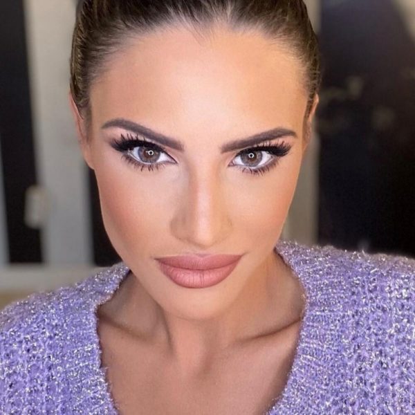 Rijaliti starleta Sofija Una Manić trudna sa 20 godina starijim biznismenom! - Zadruga Uživo ...