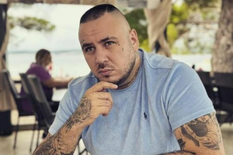 Filip car kešira0 50000 evra za novog mercedesa! - Zadruga Uživo Elita ...